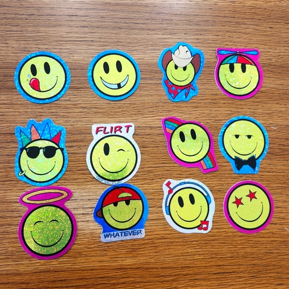 Vintage | Office | 9s Y2k Style Holographic Smiley Face Set Of 2 ...